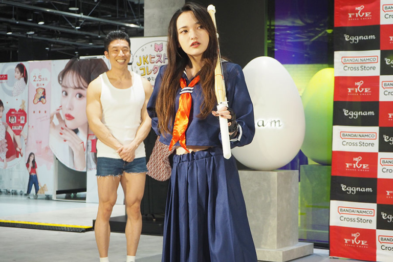 きんに君、大阪のJKと指ハートで通じ合う「めっちゃウケた」 | Lmaga.jp