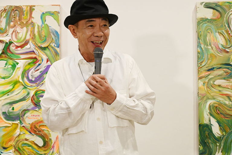 木梨憲武「ギリギリ壊さないで」、巡回展は作品お触りOK！？ | Lmaga.jp