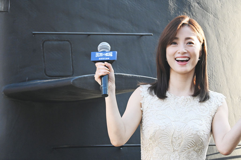 上戸彩、今年は大阪に縁アリ？ 出演映画を独自PR「どかーん！って感じ」 | Lmaga.jp