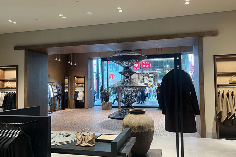 大阪・心斎橋に国内最大級のZARA、営業時間は22時まで…フロア構成は？ | Lmaga.jp